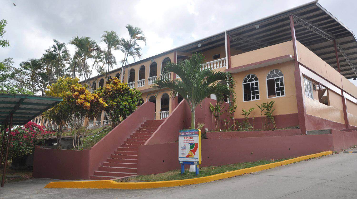 Exploring Schools in Panama: A Guide for Parents - Panama Equity
